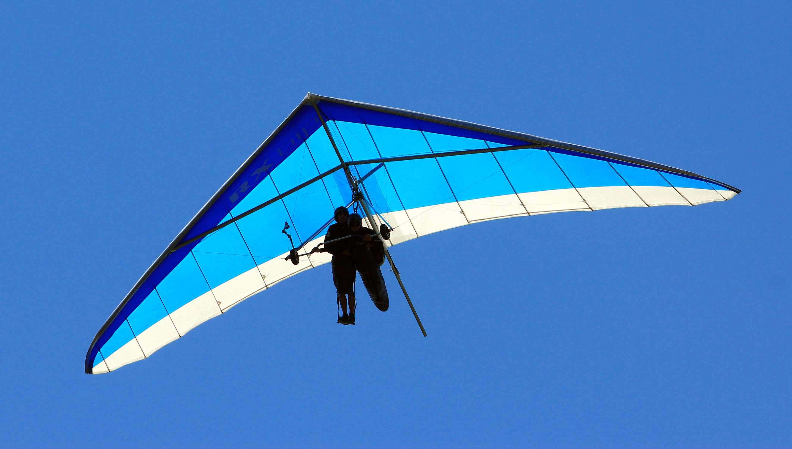 Deltaplano In Tandem