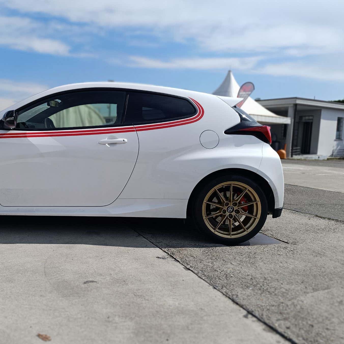 Corso di guida in pista al Castelletto Circuit | Freedome