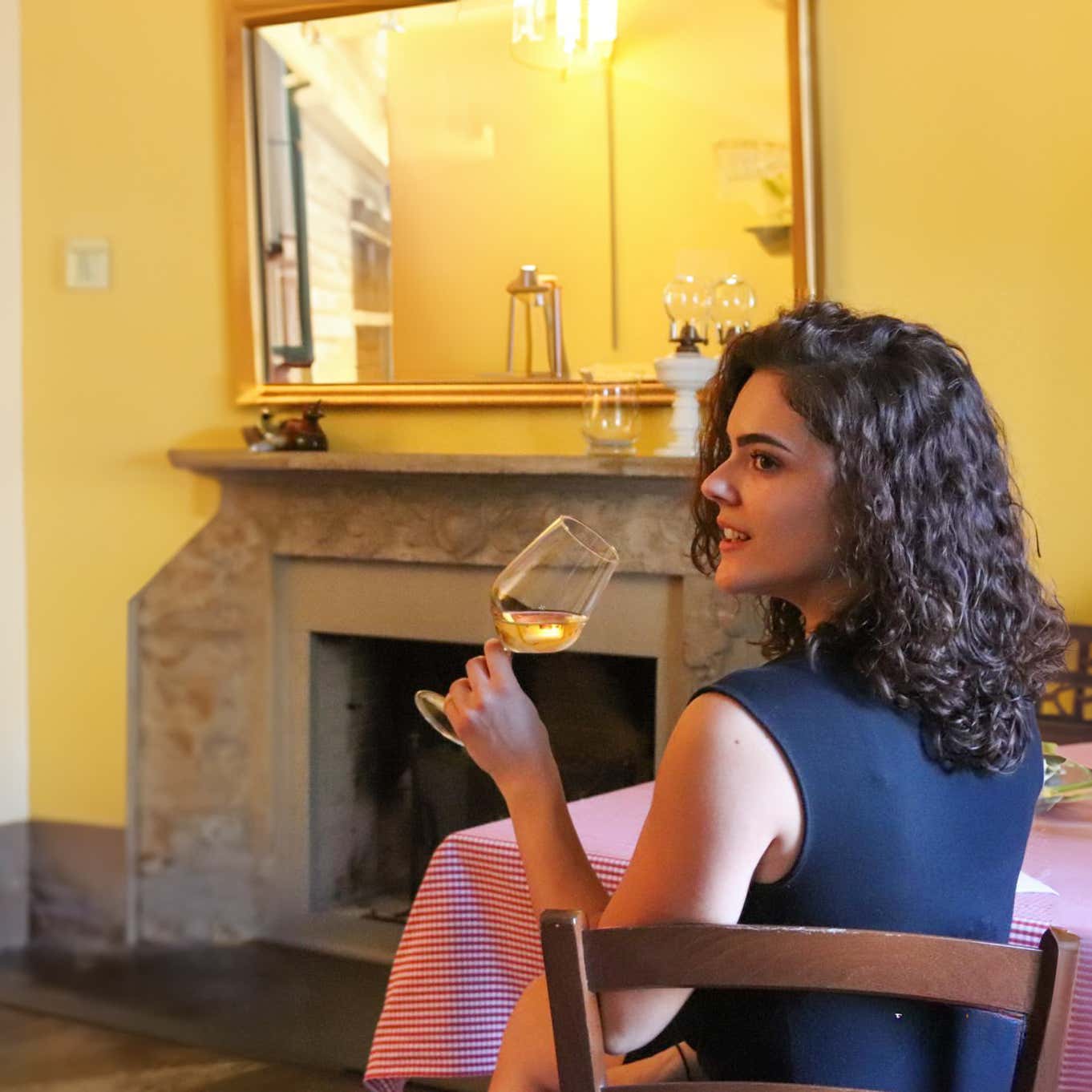 Degustazione vini, pranzo tipico e visita in cantina nell’Oltrepò ...