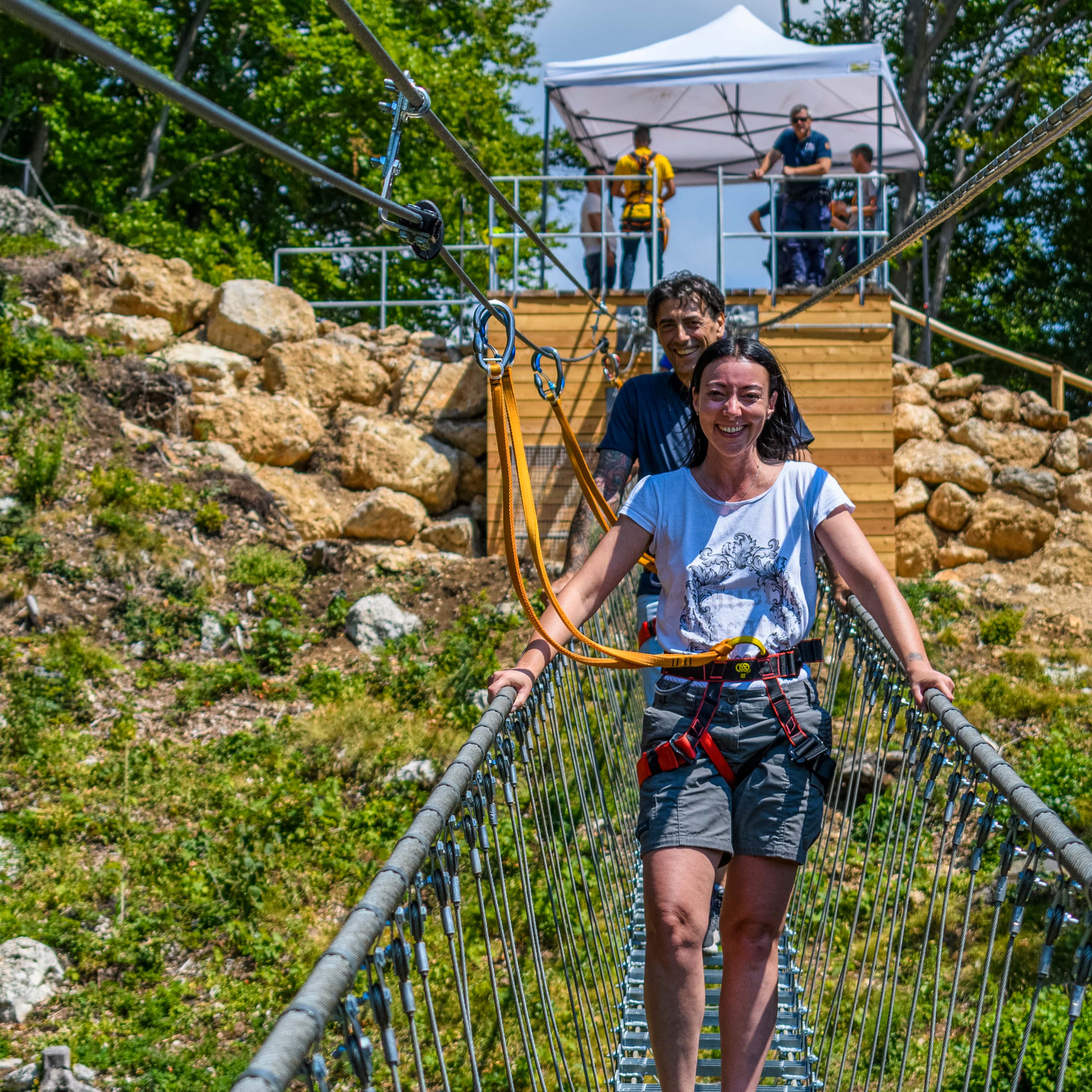 Ponte tibetano “Ponte nel Sole” a Dossena in Val Brembana | Freedome
