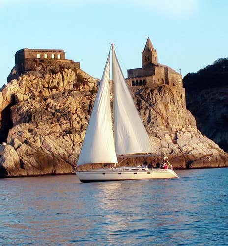 Sunset sailing aperitif in the Golfo dei Poeti | Freedome