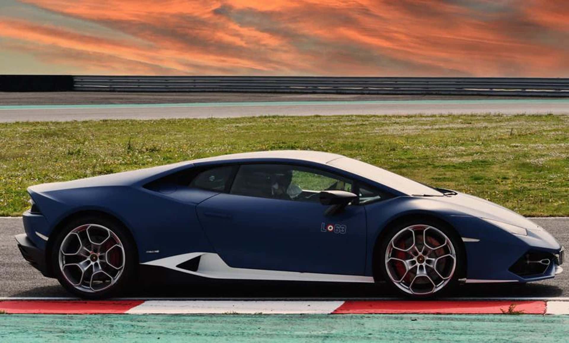 Corso di guida sportiva in Lamborghini Huracan Avio al Castelletto ...
