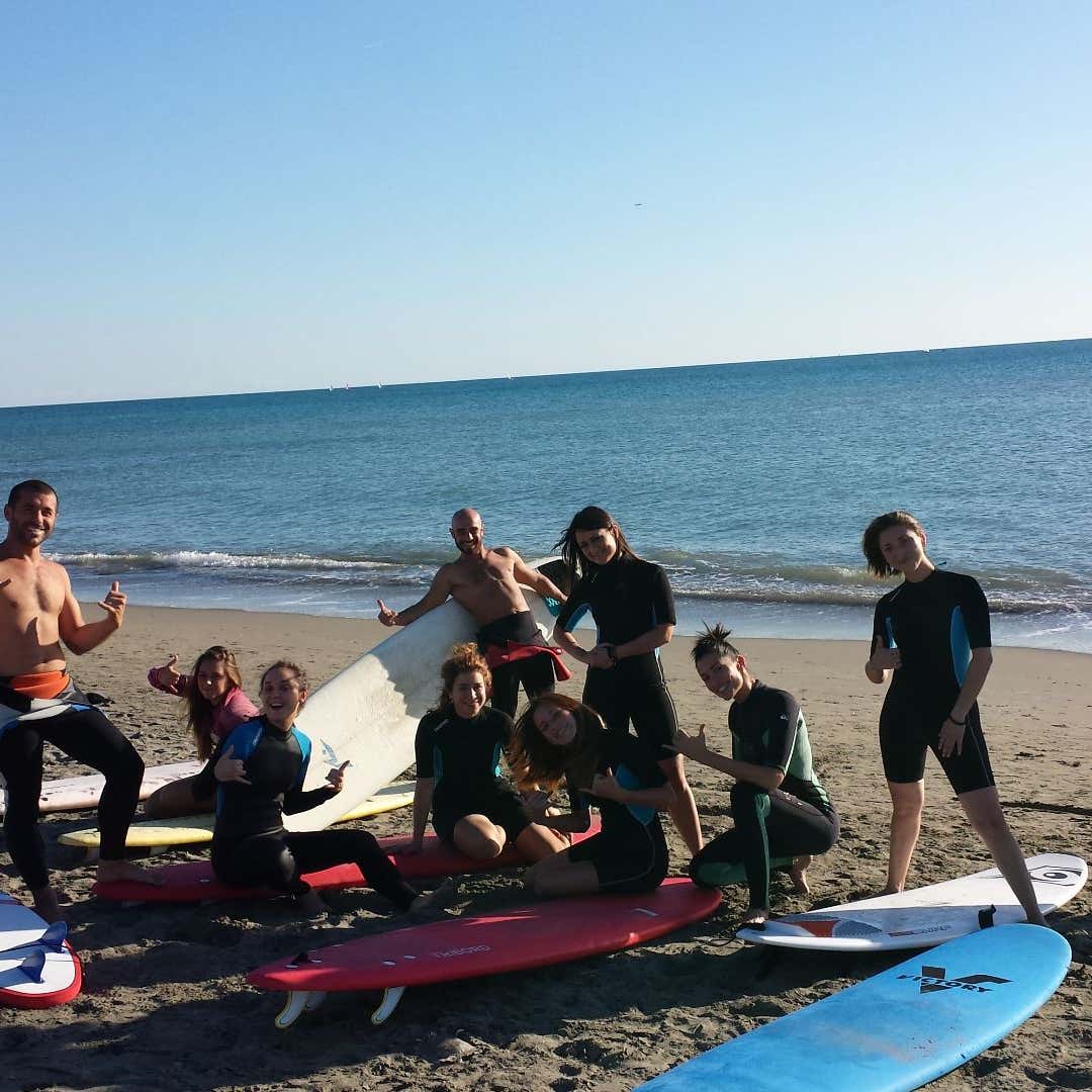 Corso base di surf a Ostia Lido | Freedome