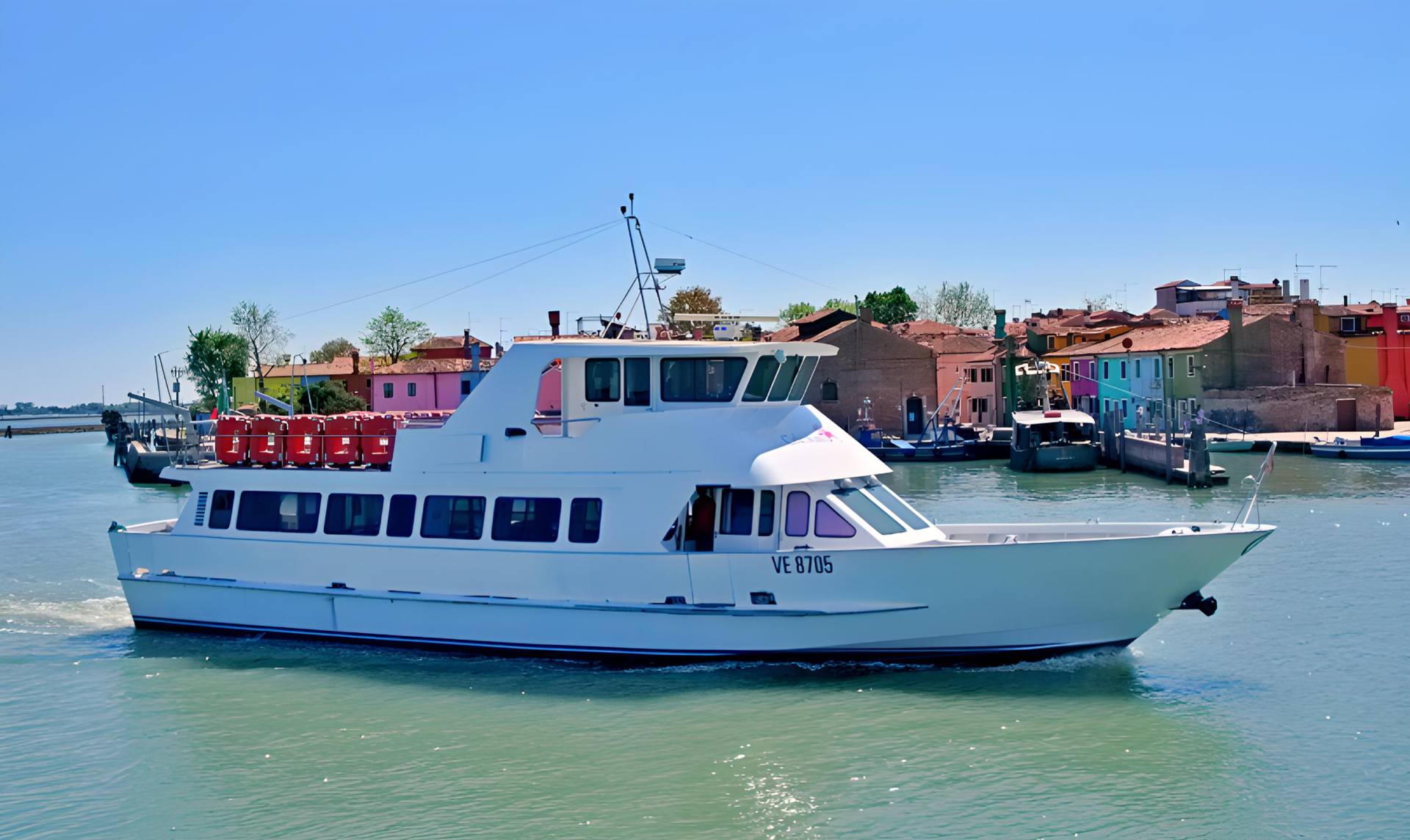 Tour in barca da Venezia a Murano e Burano | Freedome