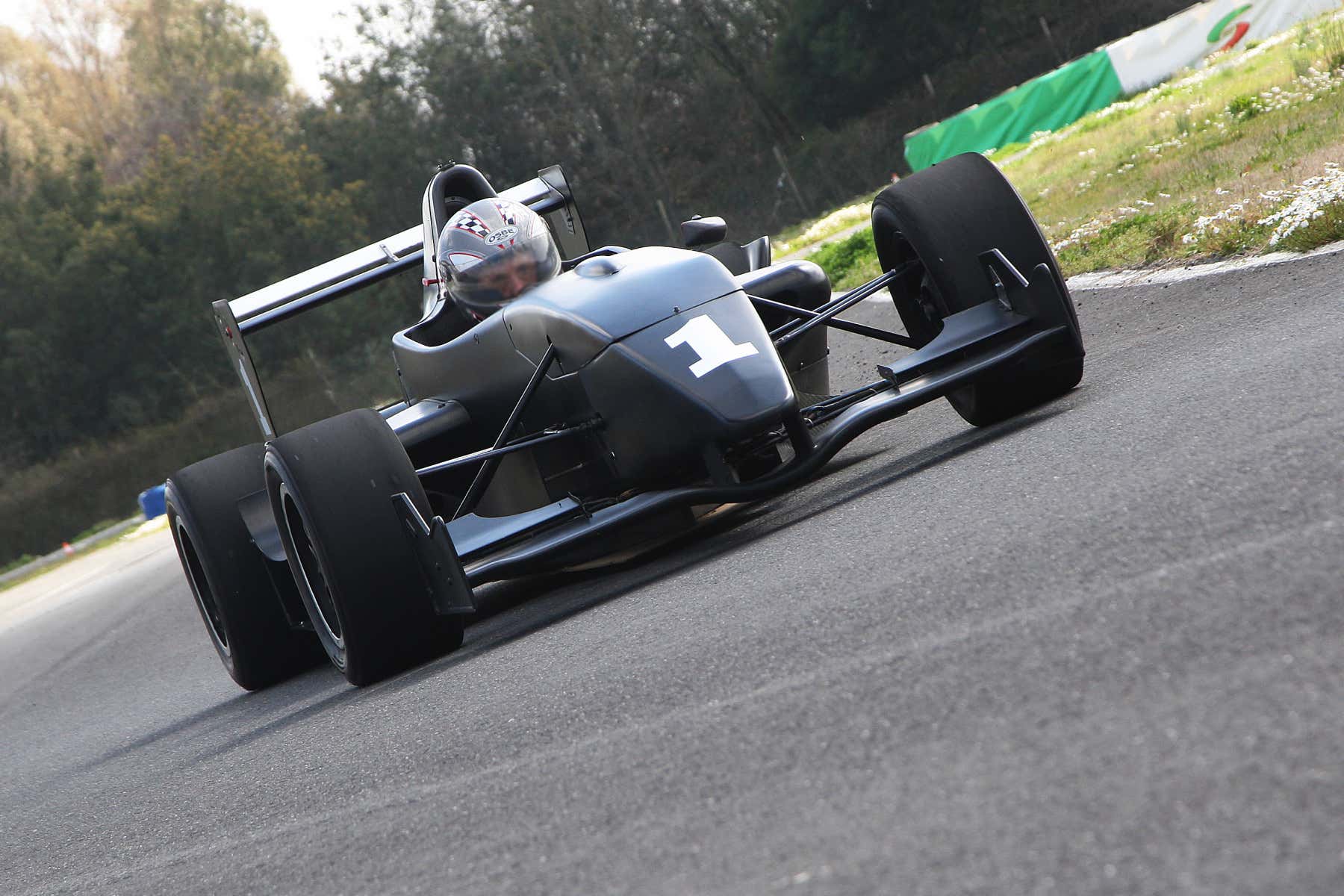 Sporty driving in Renault single-seater on the International Circuit of ...