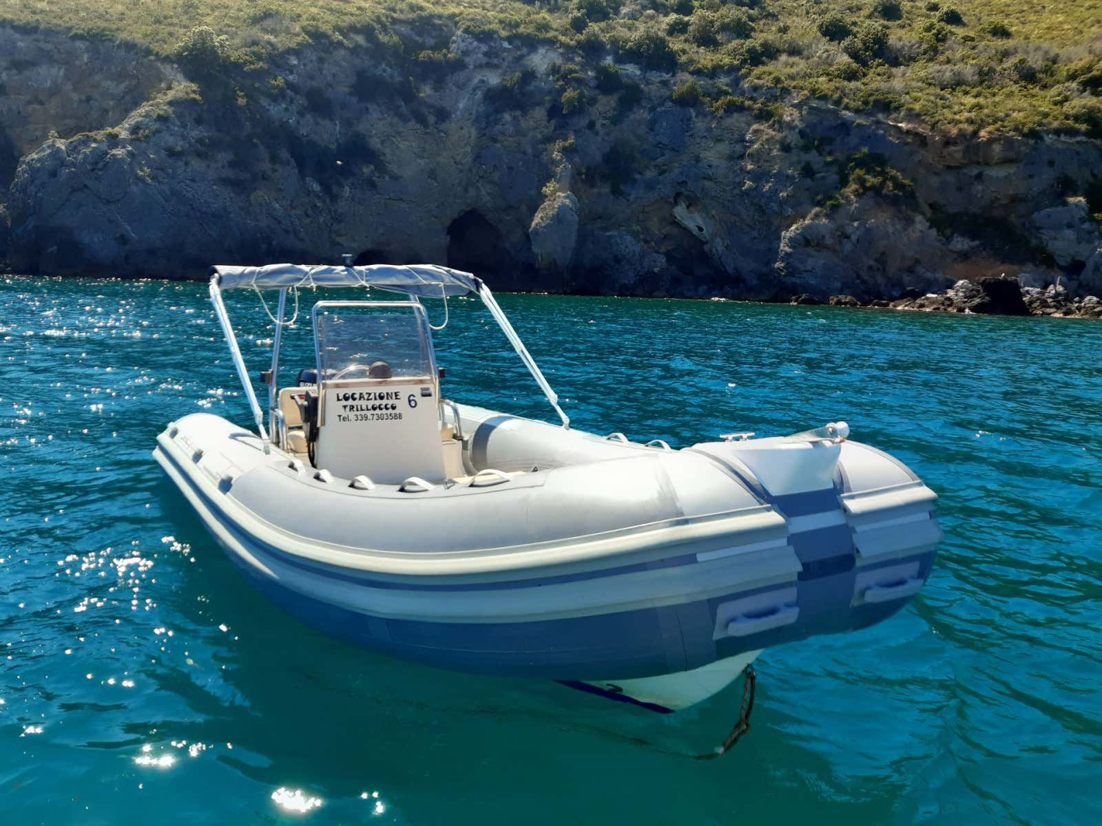 Noleggio gommone a Porto Ercole – 5,30 m, 40 CV | Freedome