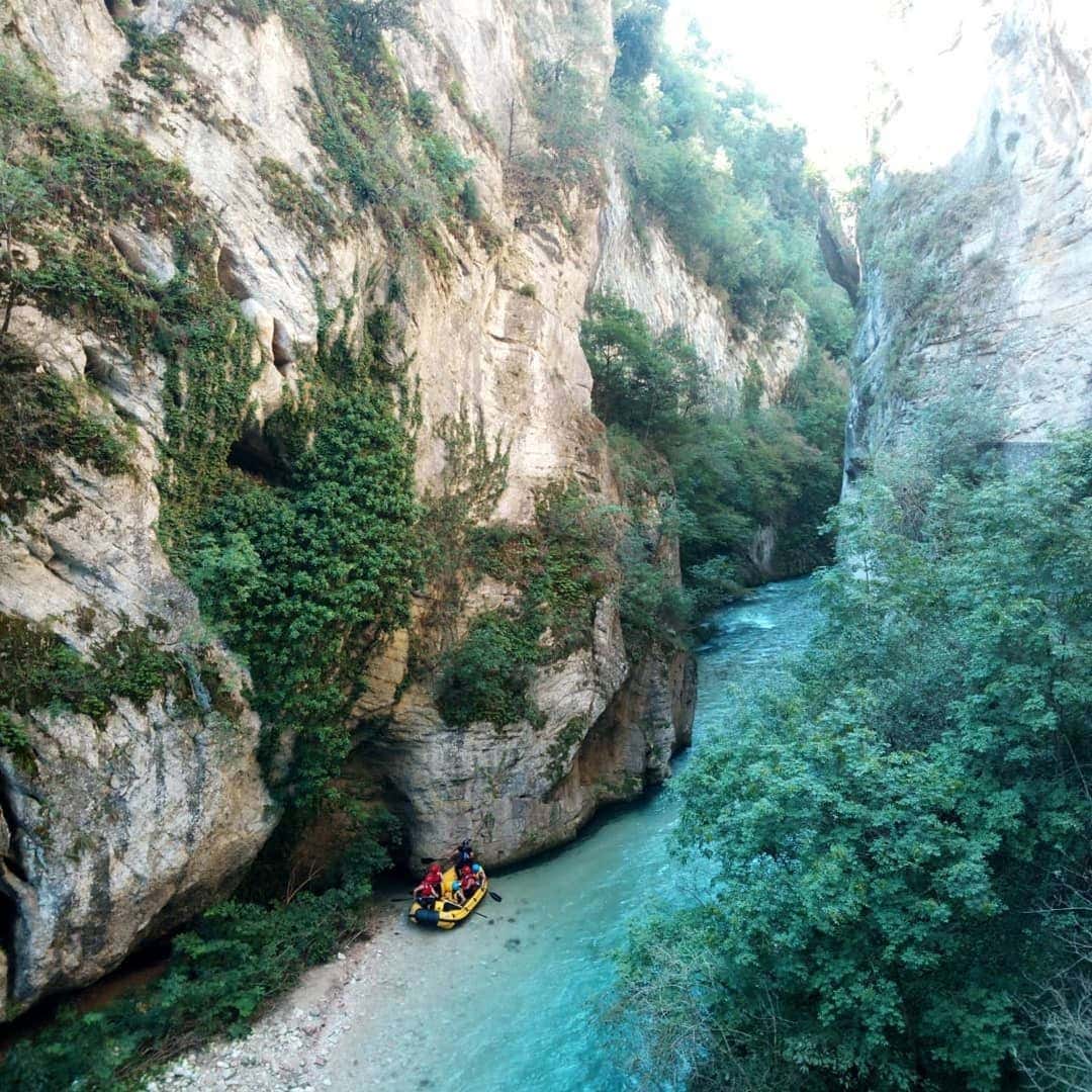 Rafting on the Corno river at Biselli Gorge | Freedome